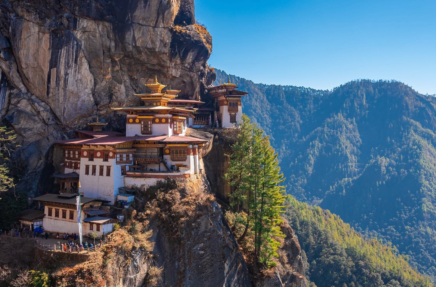 Visit the majestic BHUTAN - Travel Stone - travel agency